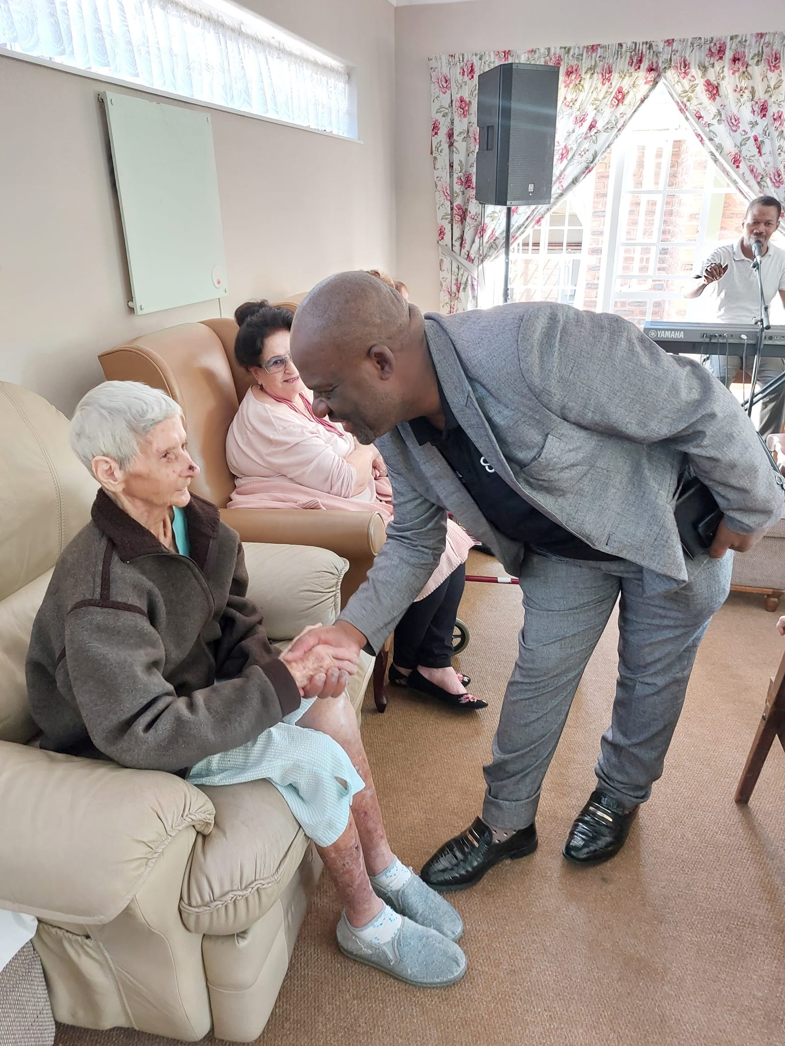 Endumeni Mayor pays tribute to seniors | Northern Natal News