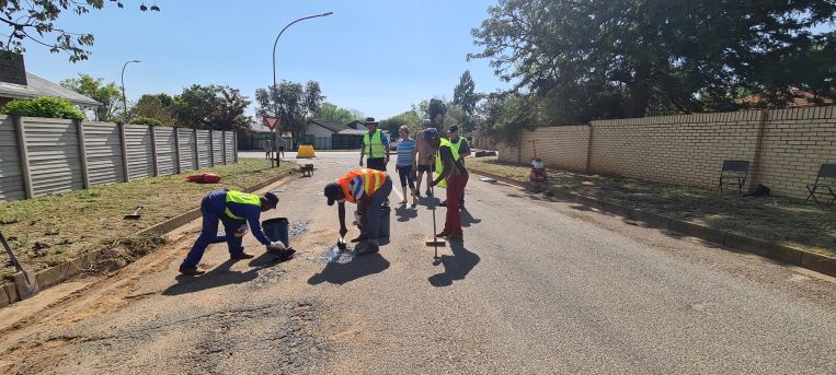 Kyk wat kan gedoen word as mense saamwerk | Parys Gazette