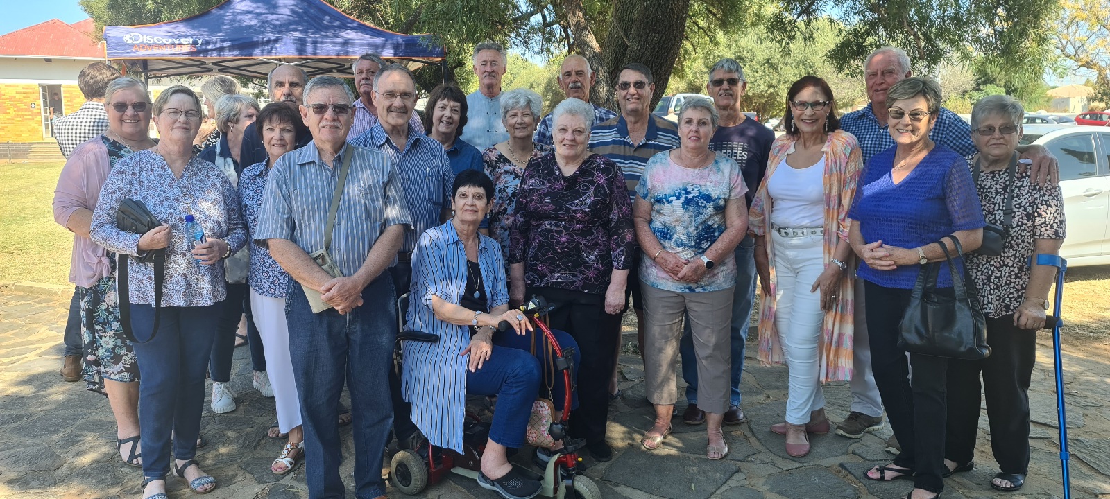 100 jaar met basaarlekkerte en reünie-kuier gevier | Parys Gazette