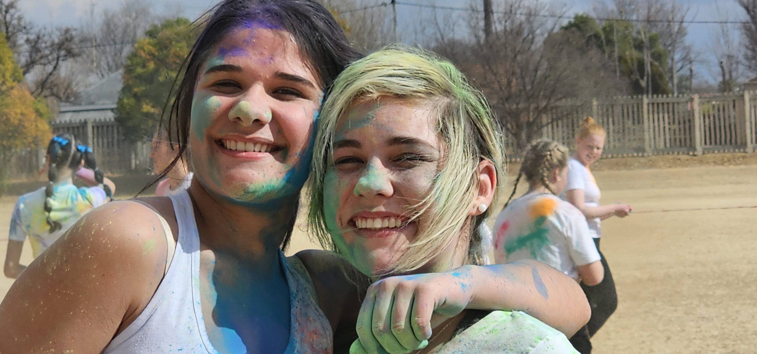 Honderd en veertig jaar kleurvol gevier | Parys Gazette