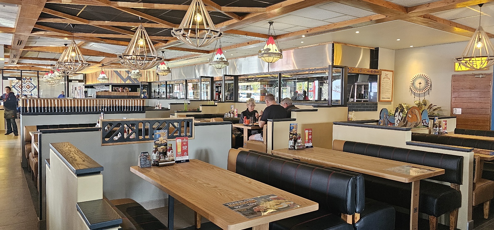 'n Splinternuwe Spur-belewenis | Parys Gazette