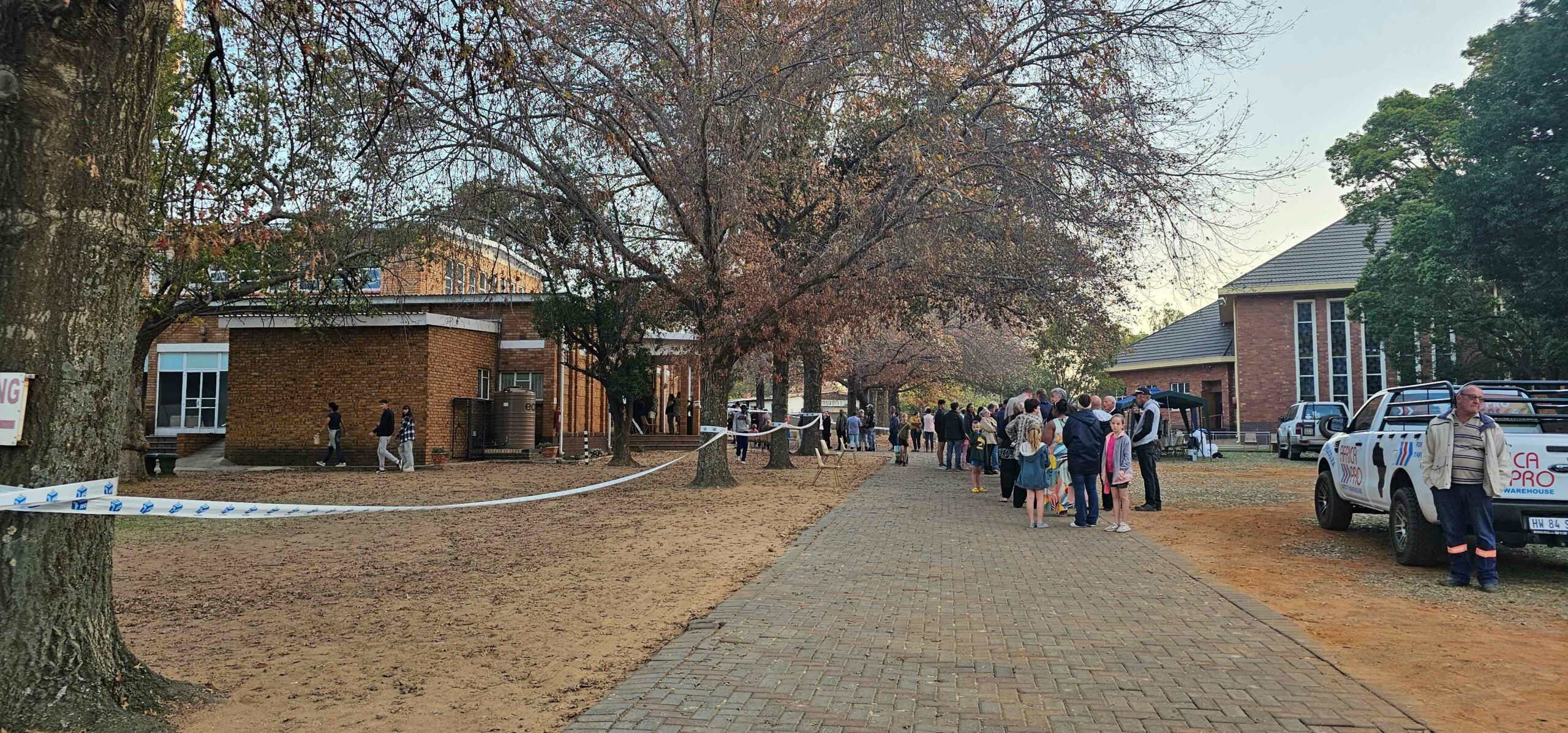 Enkele ure oor om te kan stem | Parys Gazette