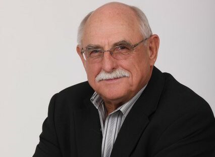 'Hy't mense bymekaar gekry en bymekaar gehou' | Parys Gazette