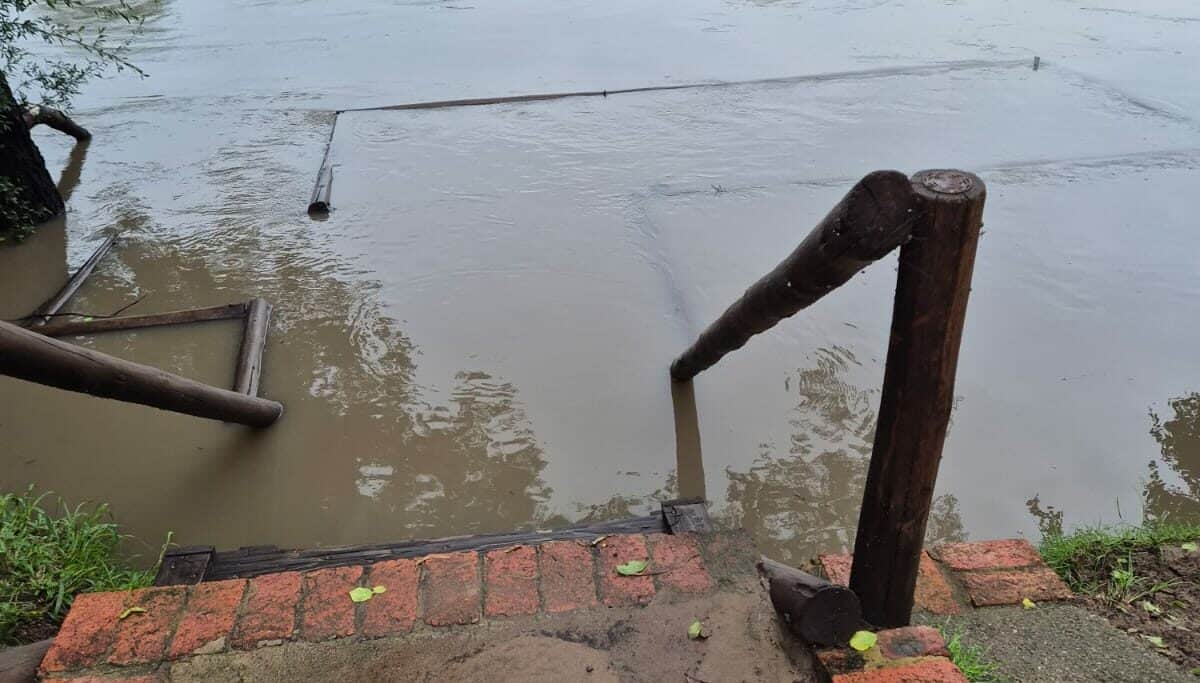 Nog reën voorspel te midde van kommer oor stygende watervlak van die ...