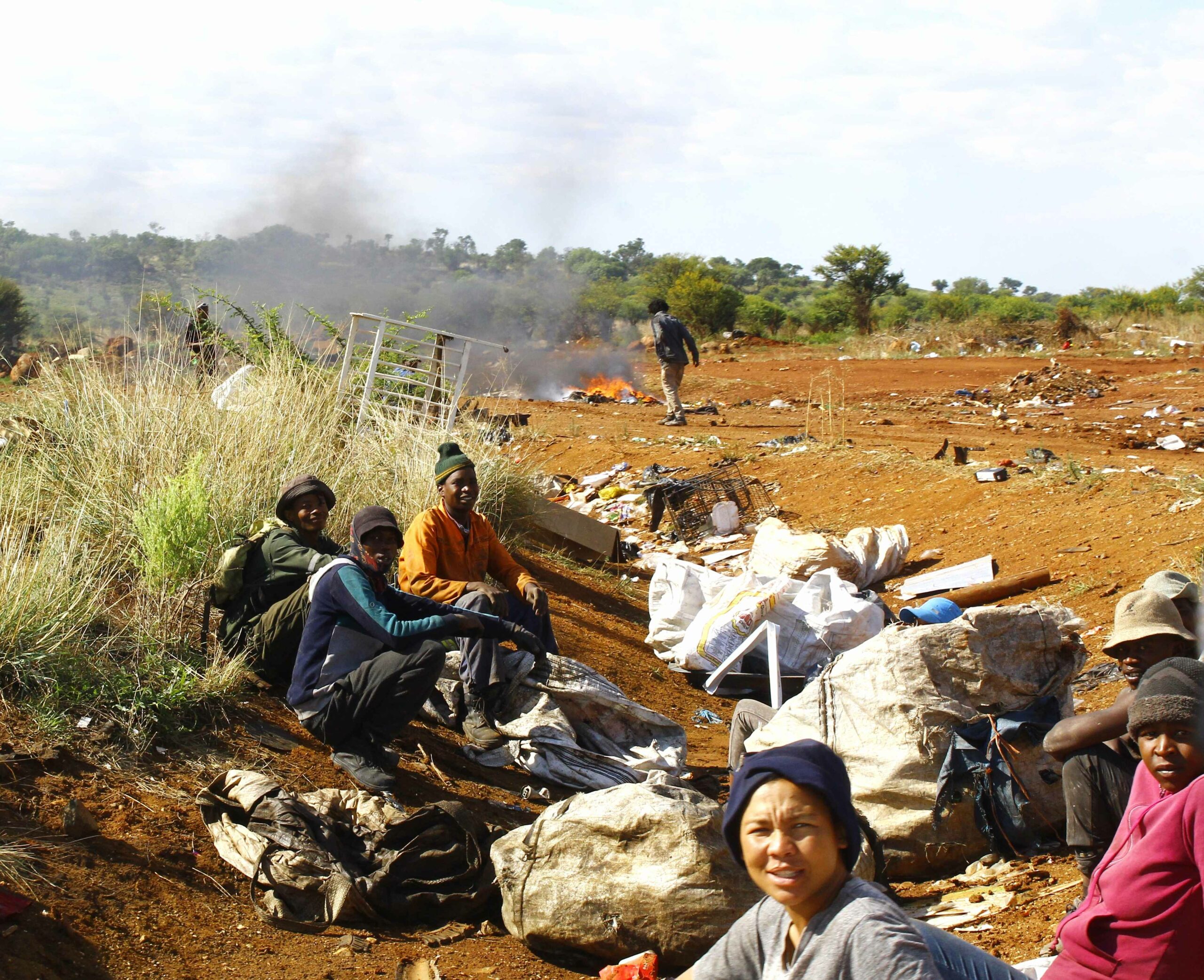Vullis en korrupsie meng by Phelophela stortingsterrein | Potchefstroom ...