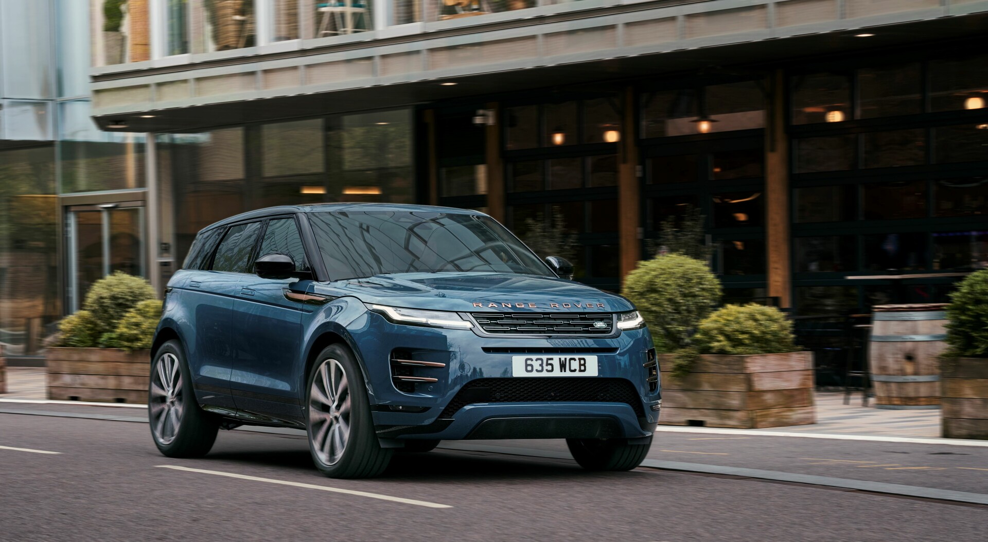 Land Rover set to launch new Range Rover Evoque - Rekord
