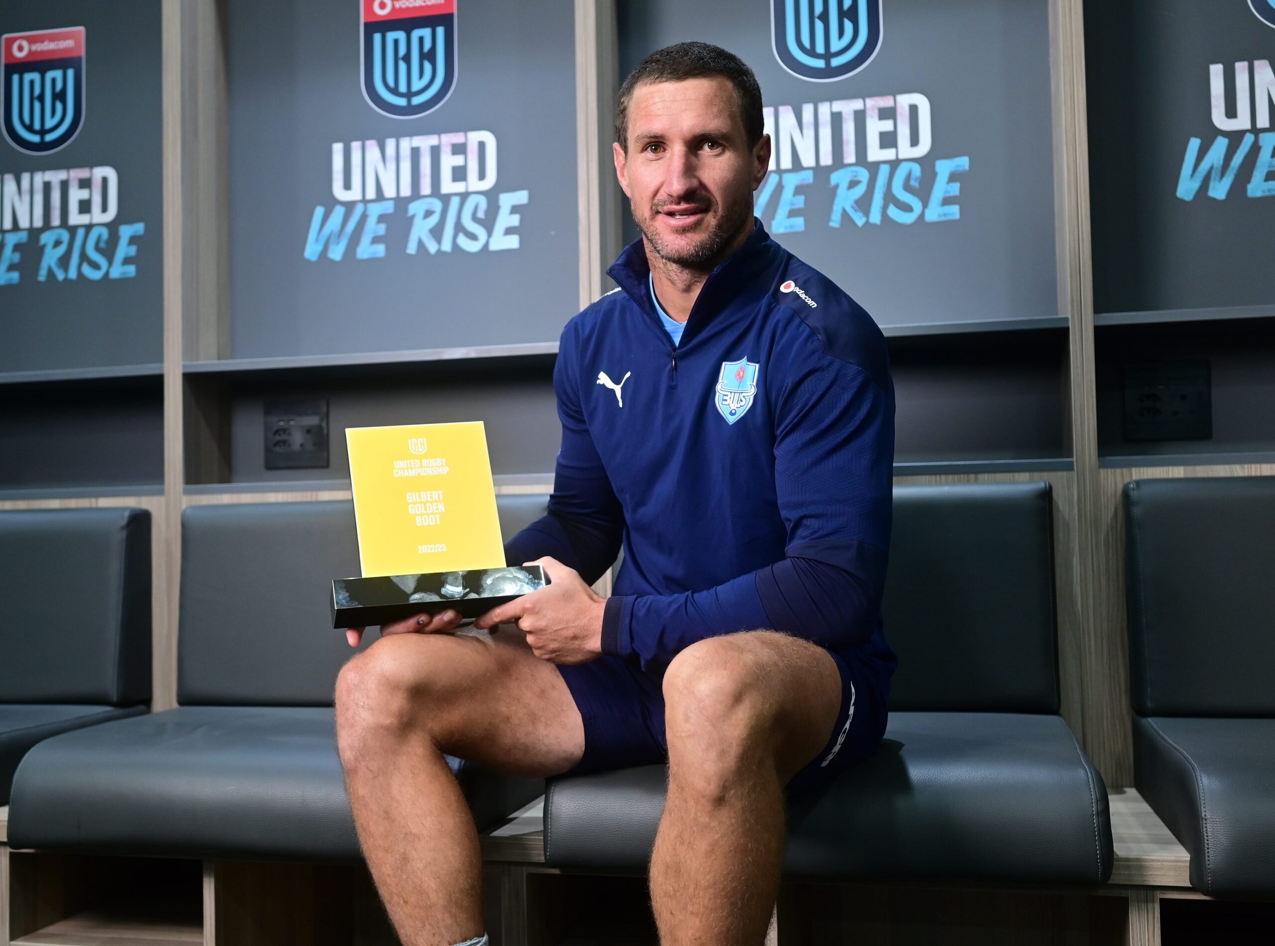 Bulls flyhalf wins important award after URC season | Rekord