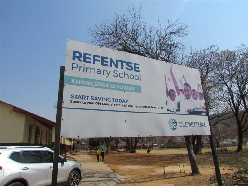 Principal chased away for food scandal | Rekord