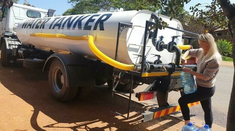 Metro assures residents that water tankers provide safe and clean water ...