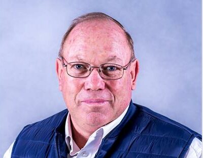 Skoolhoof Jan Harmse al vir 10 jaar aan die stuur van sake