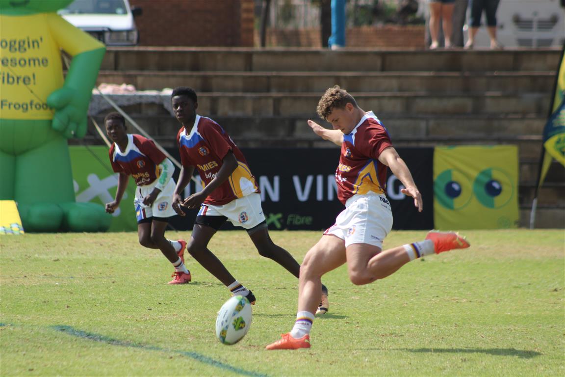 PHOTO'S: Frogfoot 7's rugby action at Tom Naudè | Review