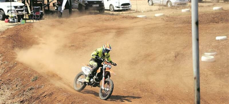 Dust-filled fun day at Capricorn Racing Club | Review