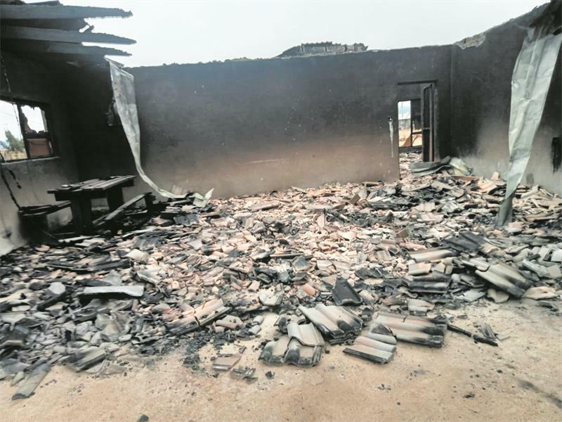 Tshiozwi family left homeless after fire guts house | Review