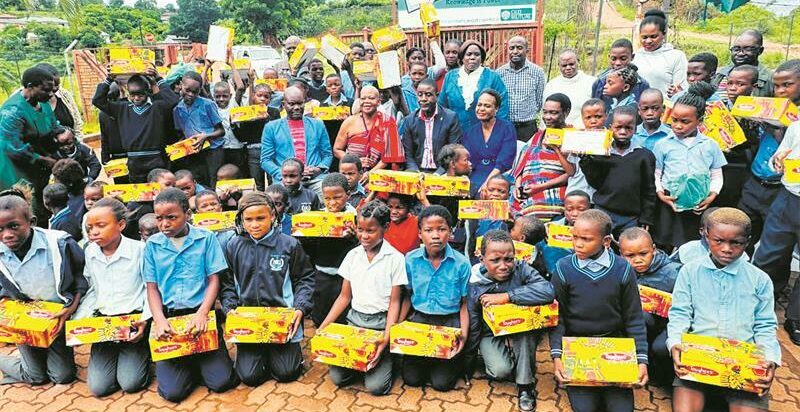 Mbilwi traditional leader visits Lim schools | Review