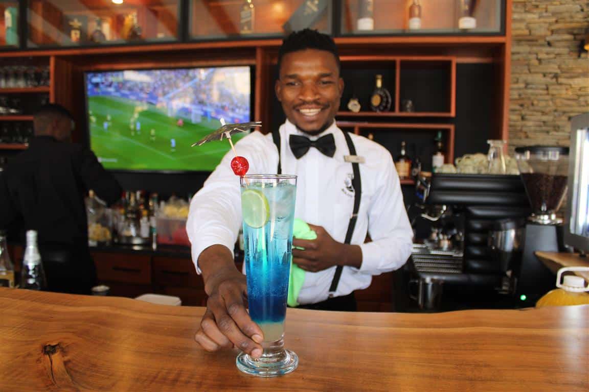 WATCH: The sweet taste of summer with these homemade cocktails | Review