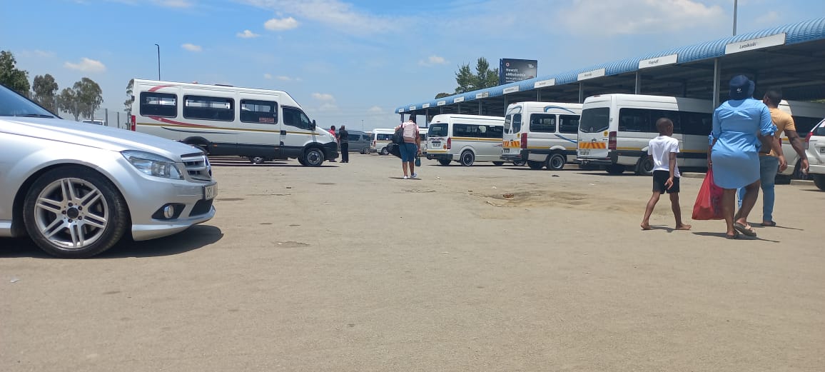 Local taxis prepare for the long haul | Ridge Times