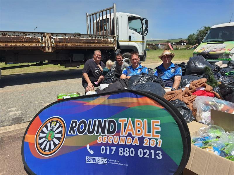Secunda Round Table donates to good causes | Ridge Times