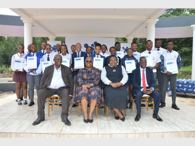 Sasol recognises top-performing matriculants in the Sasol HighFlyer ...