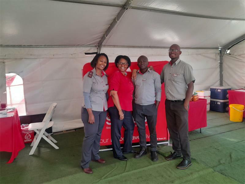 Delighted donors participate in blood drive to help save lives ...