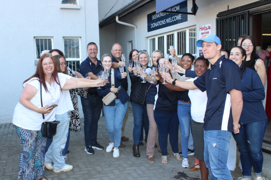 Ons Winkel open in Horison