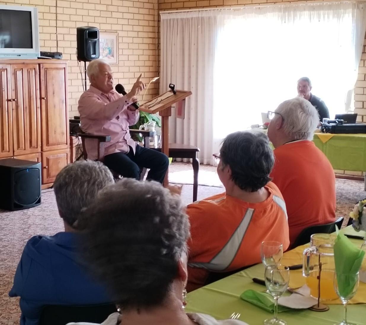 Golden oldies enjoy musical concert from legendary singer