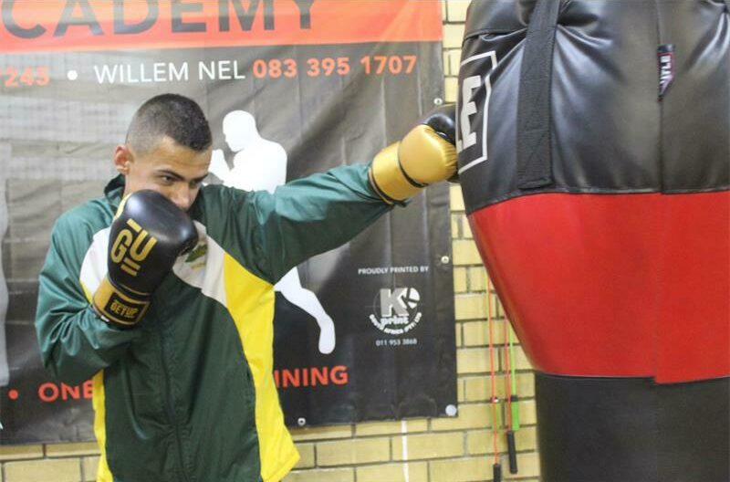 Boxer on his way to SA's