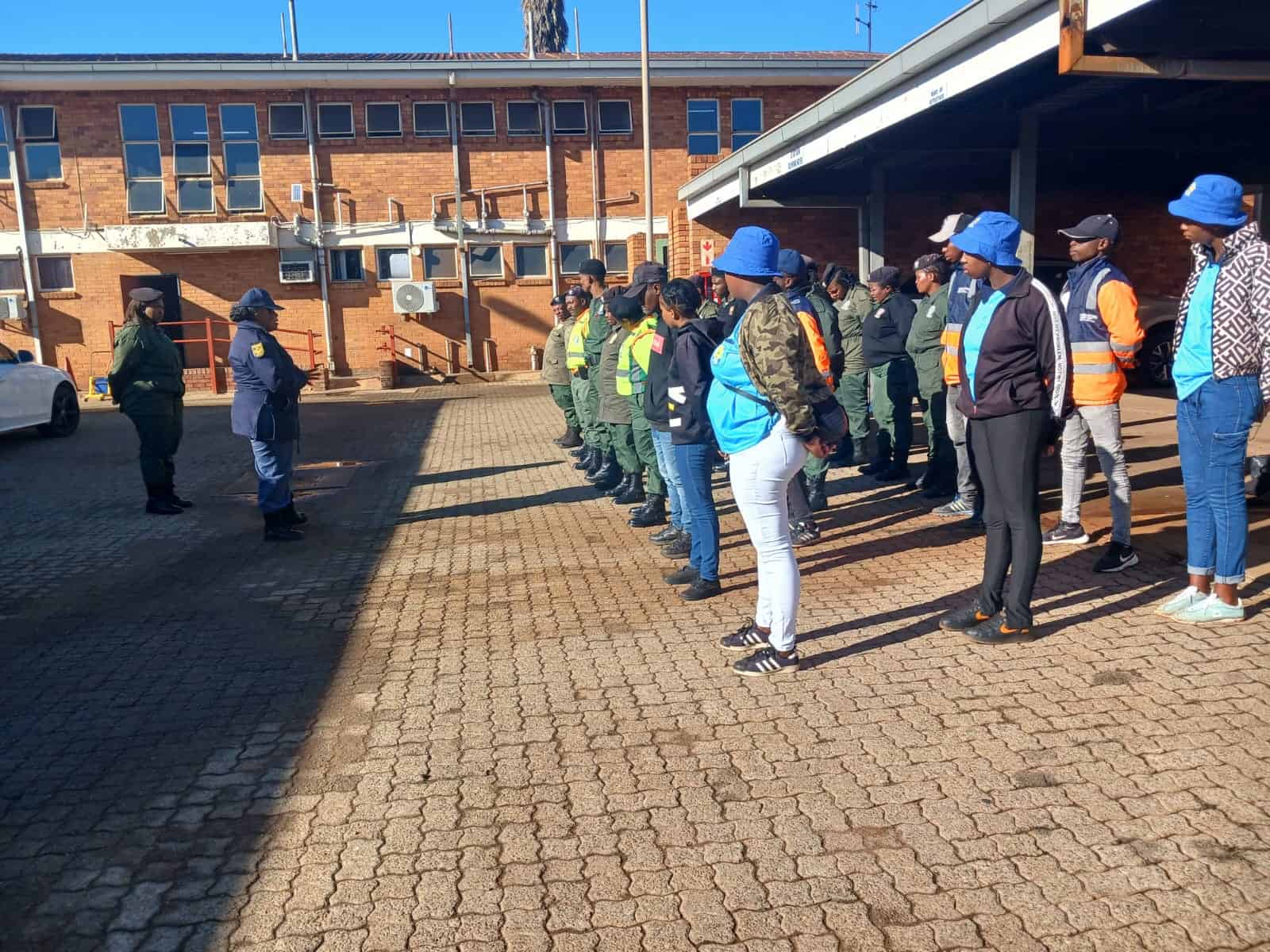 Sebokeng SAPS conduct school search operation | Sedibeng Ster
