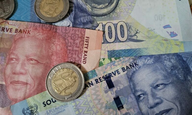 Survey: Only 44% of South Africans actively save money - LNN - South ...