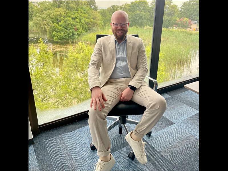 Lawyer faces murder charge | South Coast Herald