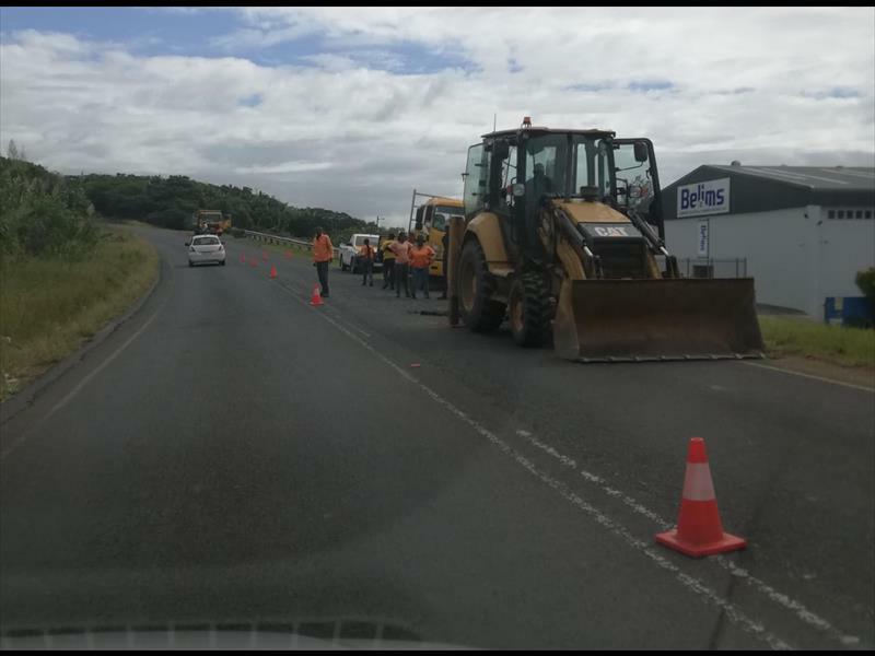Temporary fix for Park Rynie sinkhole | South Coast Herald
