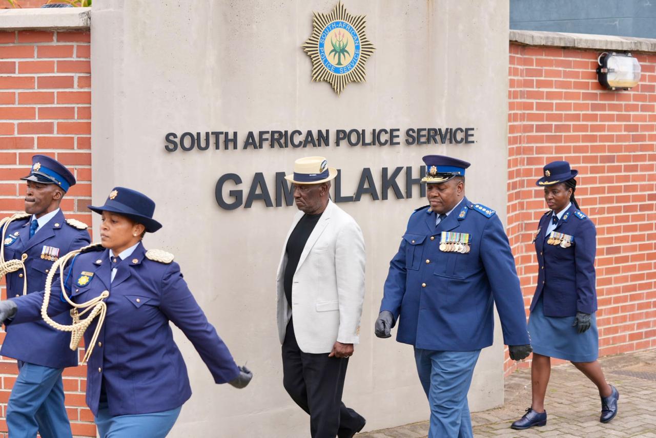 Bheki Cele officially hands over newly built Gamalakhe police station ...