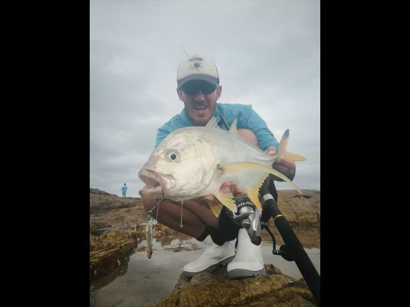 Fishermen haul in snoek | South Coast Herald