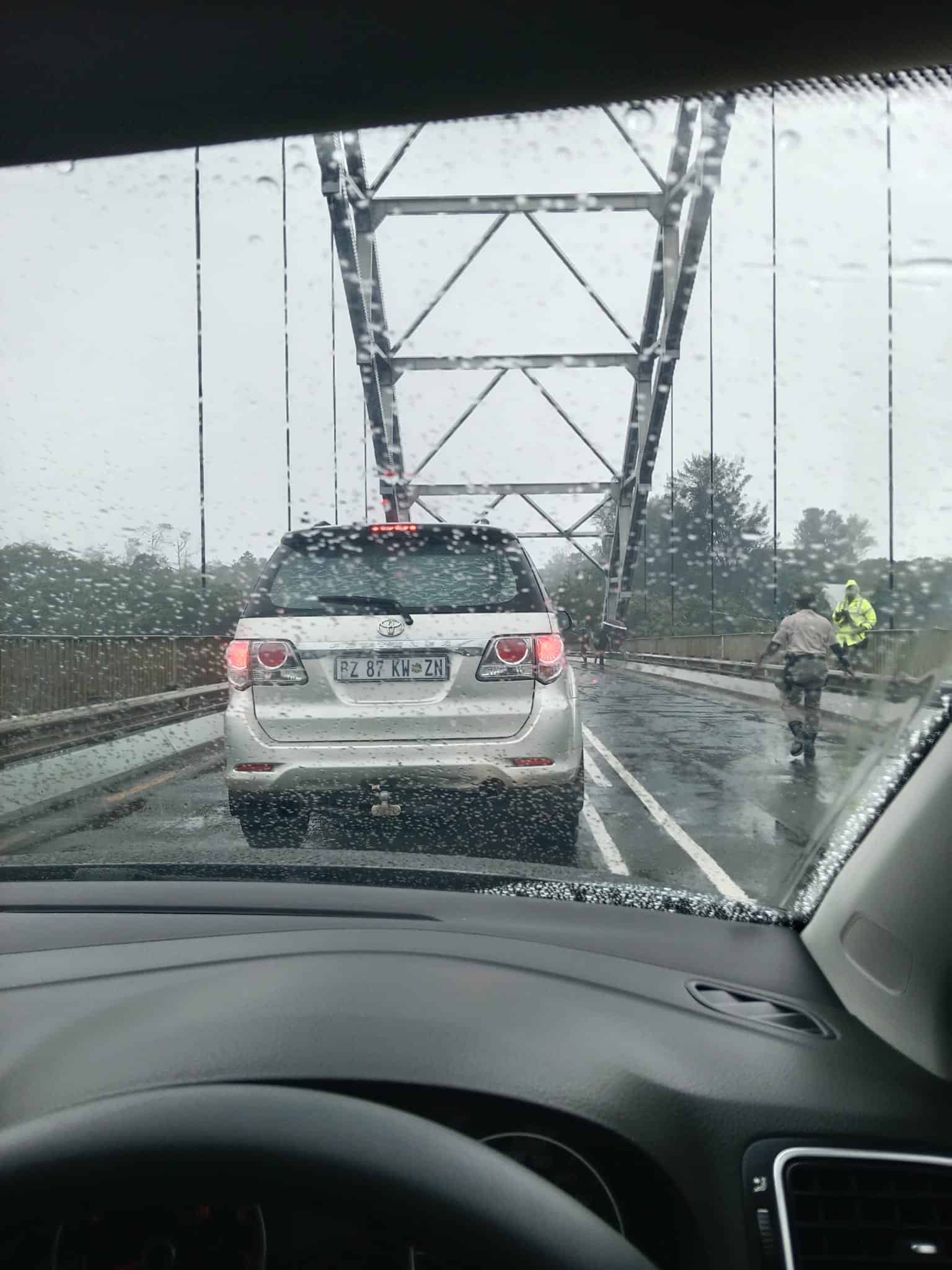 TAXI BLOCKADE: Mtamvuna River bridge is open to traffic | South Coast ...
