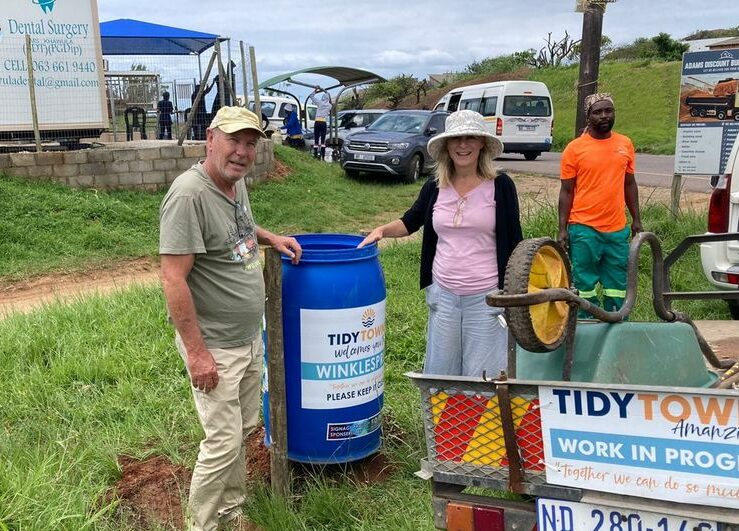 Tidy Towns donates bin in Umgababa | South Coast Sun