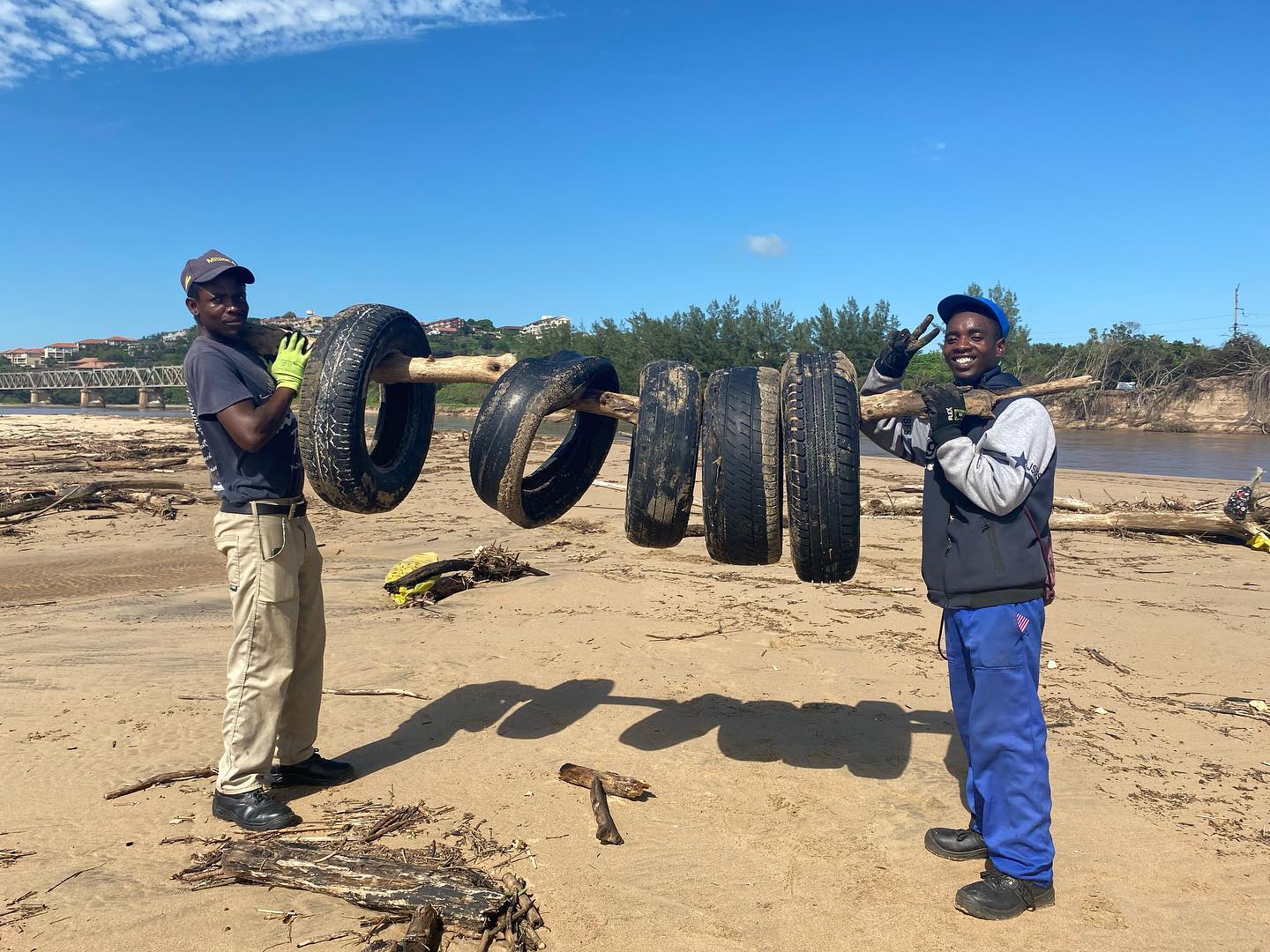 Clean Surf Project conducts beach cleanups after rainfall | South Coast Sun