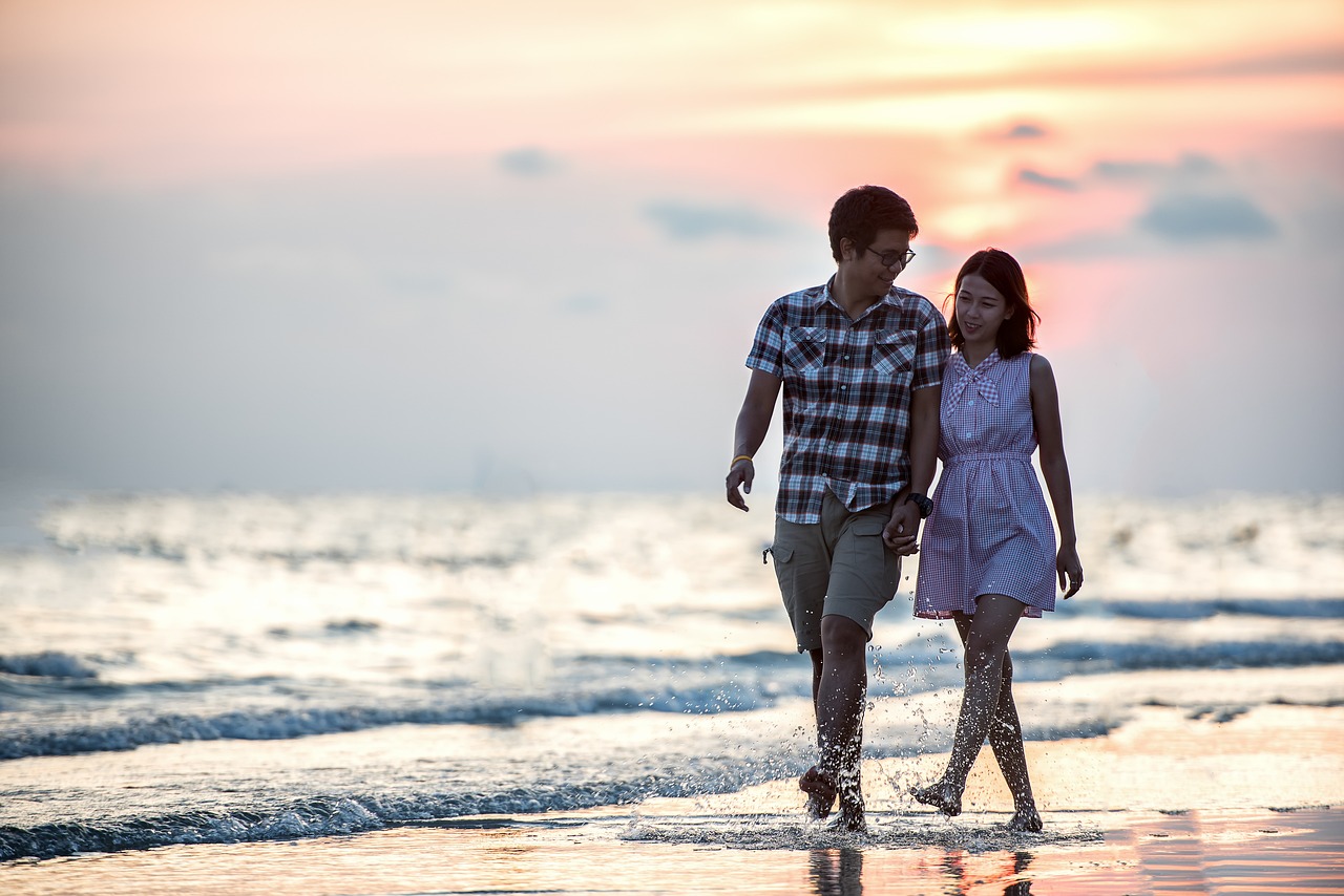 Save these dates for the full-moon beach walk at Baggies | South Coast Sun