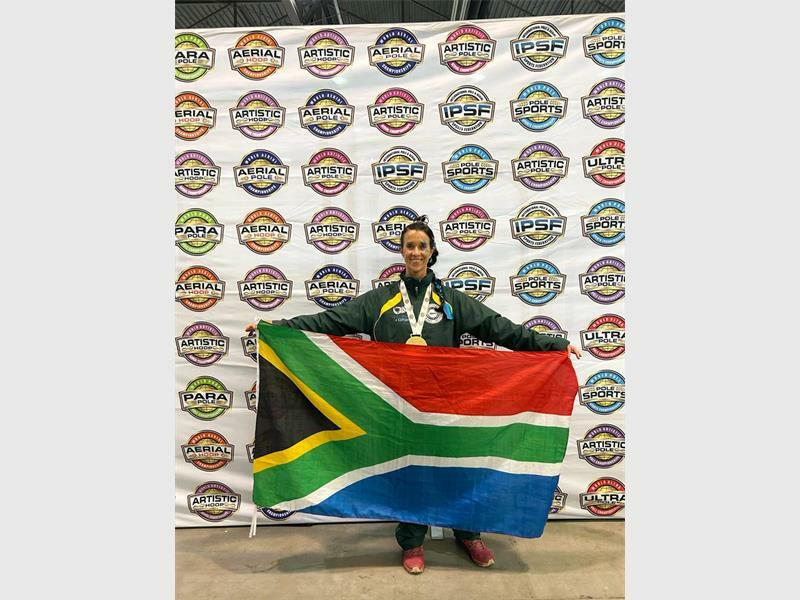 Mondeor pole athlete Debbie Howes (61) takes gold at world ...