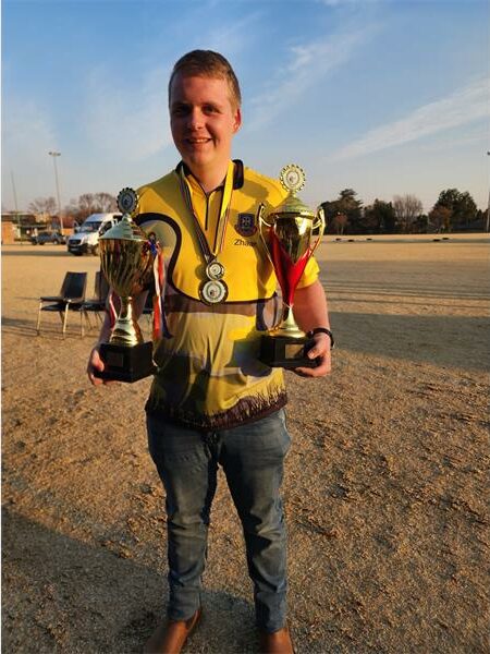 Hugie kampioen is in die kol | Springs Advertiser