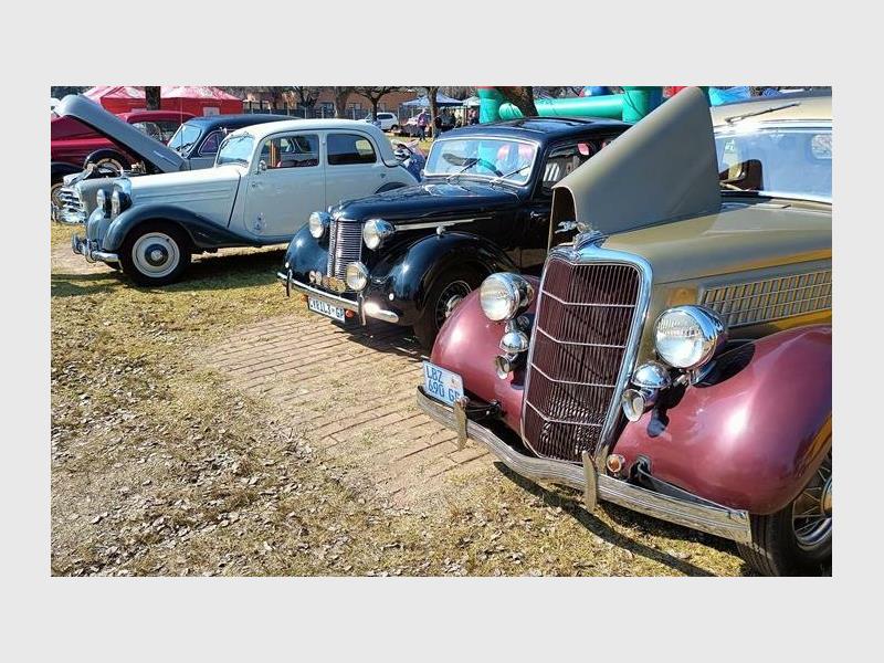 Bosman Stadium hosts exciting car and bike showcase | Springs Advertiser