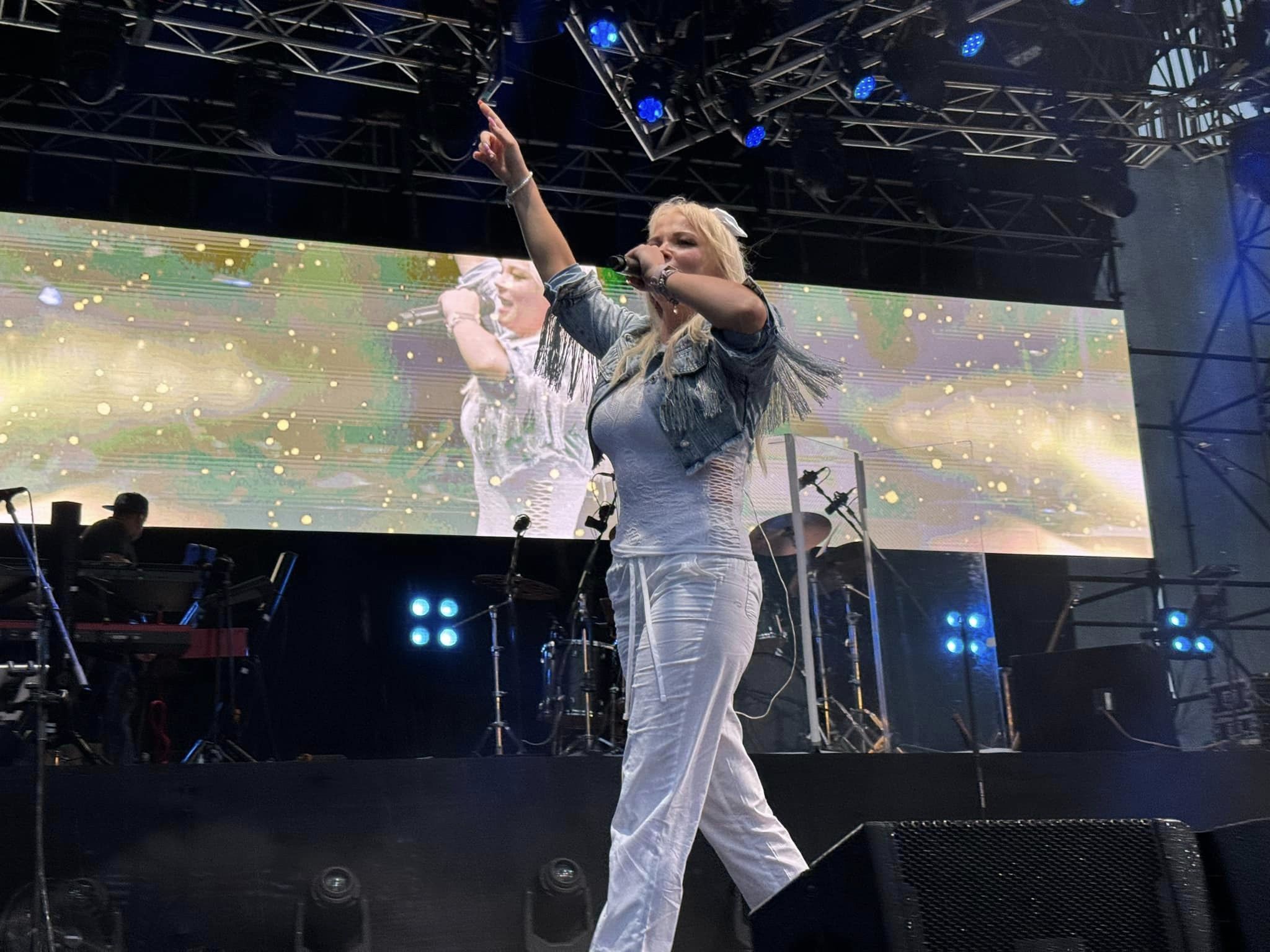 Ons Mirandi sing nou die land vol | Vaalweekblad