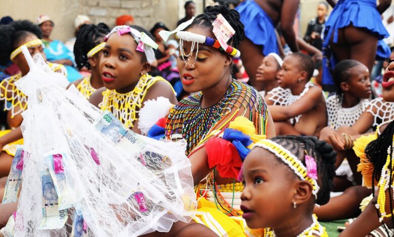 Celebrating Nqobile’s ‘umhlonyane’ ceremony | Vaalweekblad