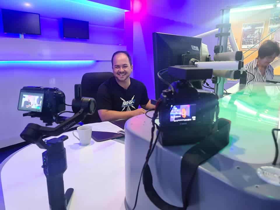 Hardloopgogga byt radioaanbieder | Vaalweekblad