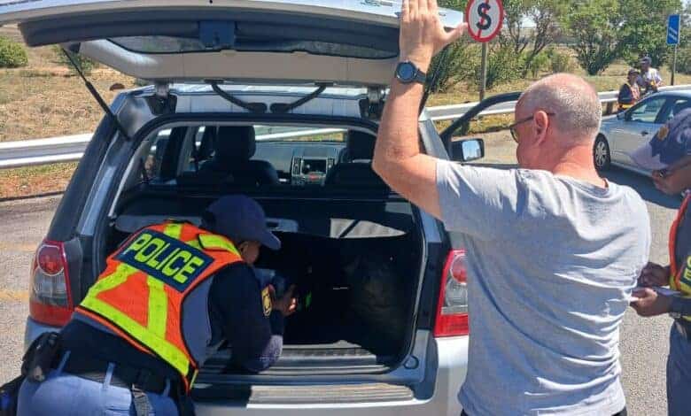 Fezile Dabi safer festive season roadblock on N1 | Vaalweekblad