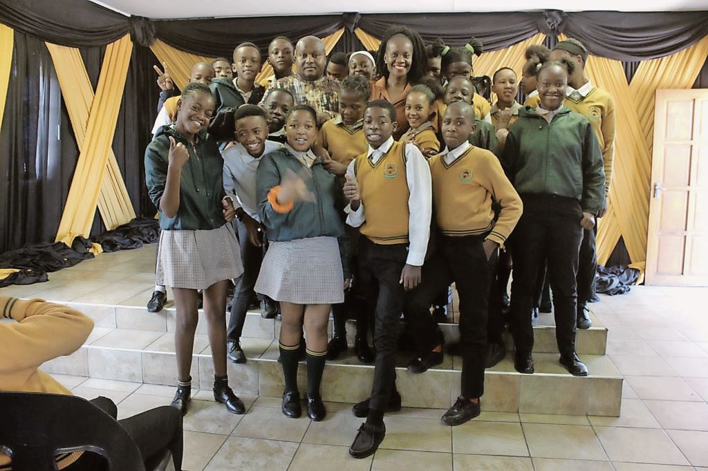 Primary school learners receive motivation from well-known actors ...