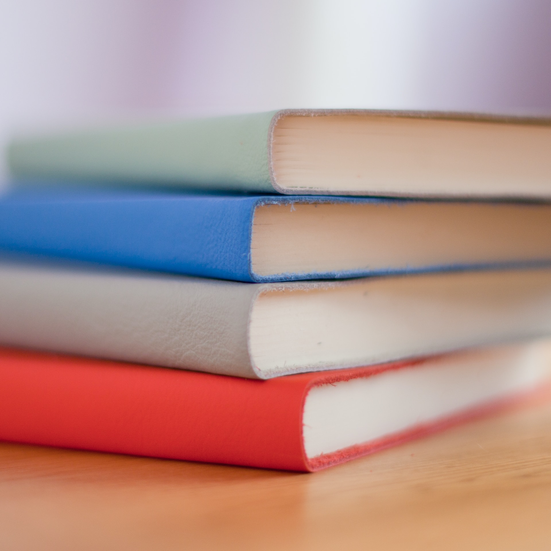 Is skoolboeke oortrek ’n pyn vir jou? Hiér’s ’n goeie plan | Witbank News