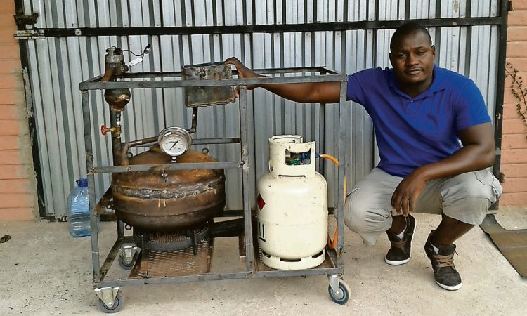 Man’s unique creation inspired by load shedding | The Citizen