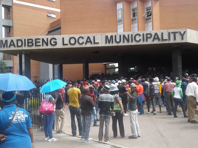 Informal dwellers in Oukasie, Brits demand housing, services | The Citizen