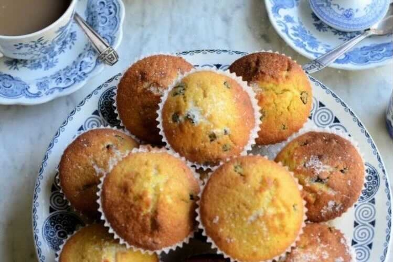 31 days of Christmas: Quick, simple and scrumptious queen cakes