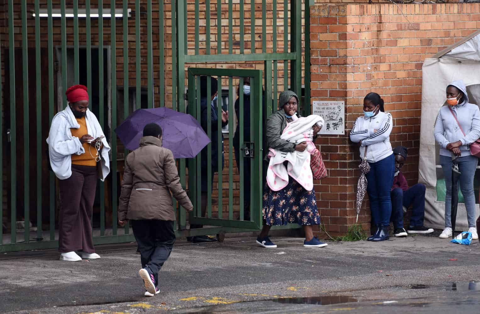 Rahima Moosa hospital: Pregnant moms' overcrowding nightmare