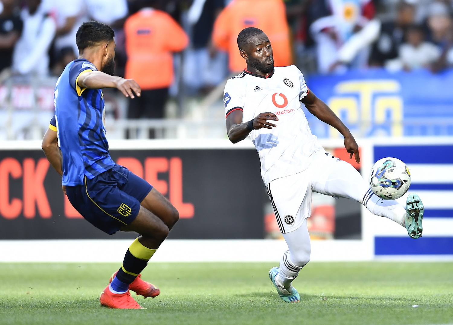 Mothibi believes Pirates can still win the title